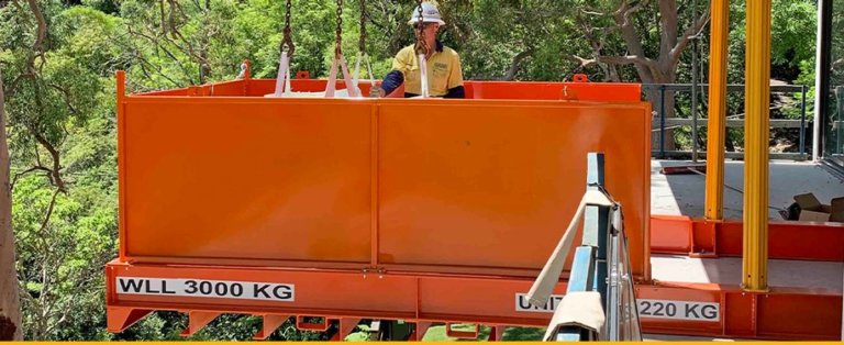 New compact crane loading deck for smaller construction projects HRIA