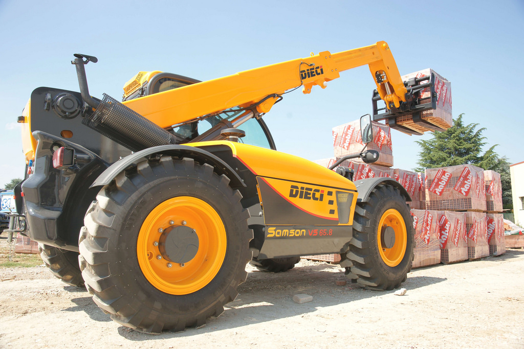 TSHA launches world-first guide for telehandlers - Hire And Rental News