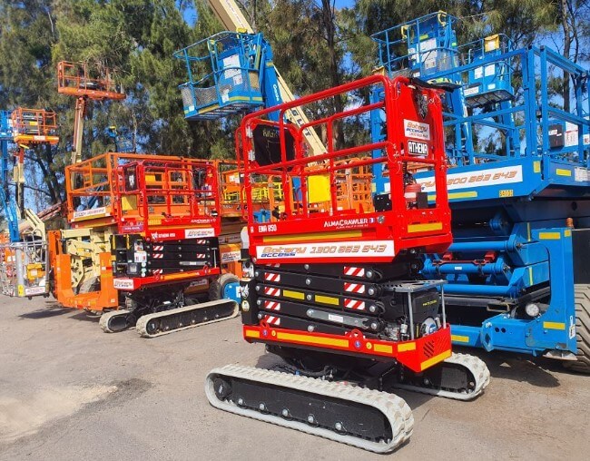 EWPA Yellow Card Accredited Trainers demonstrated latest machines at ...